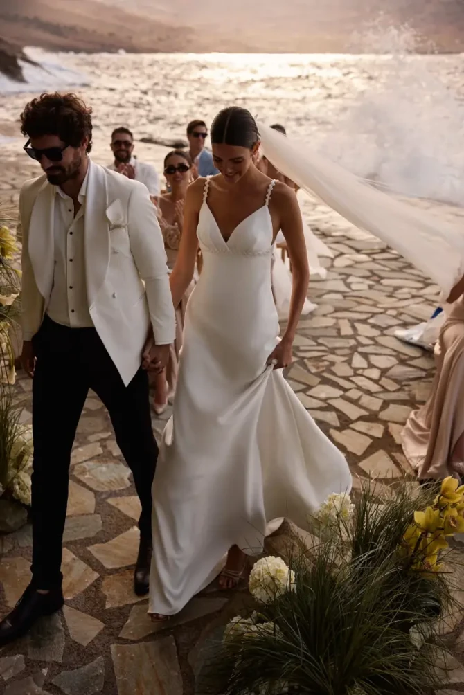 Milla Nova Sample Sale Dresses | Milla Nova Wedding Dresses | Isabella ...